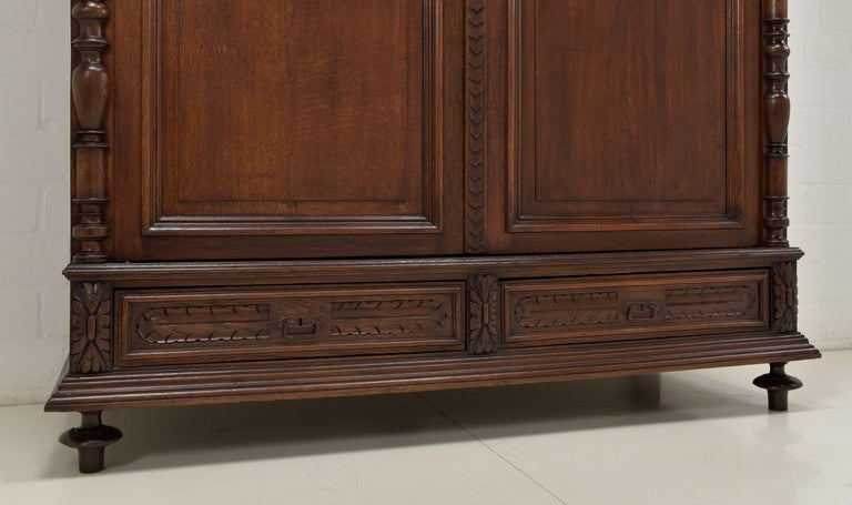 Gründerzeit Large Hall Closet in Oak, 1890 For Sale at 1stDibs