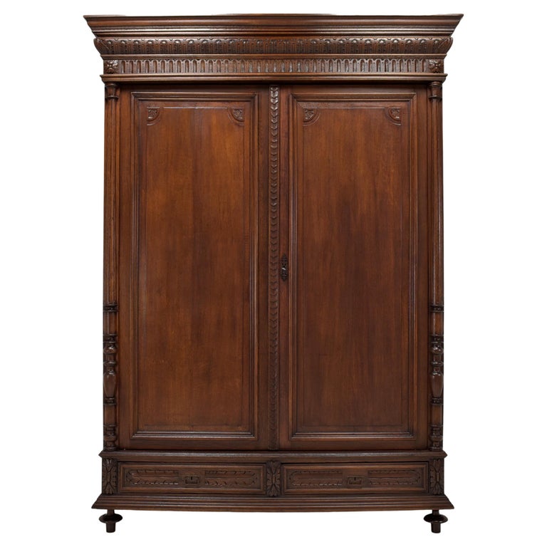 Gründerzeit Large Hall Closet in Oak, 1890 For Sale at 1stDibs