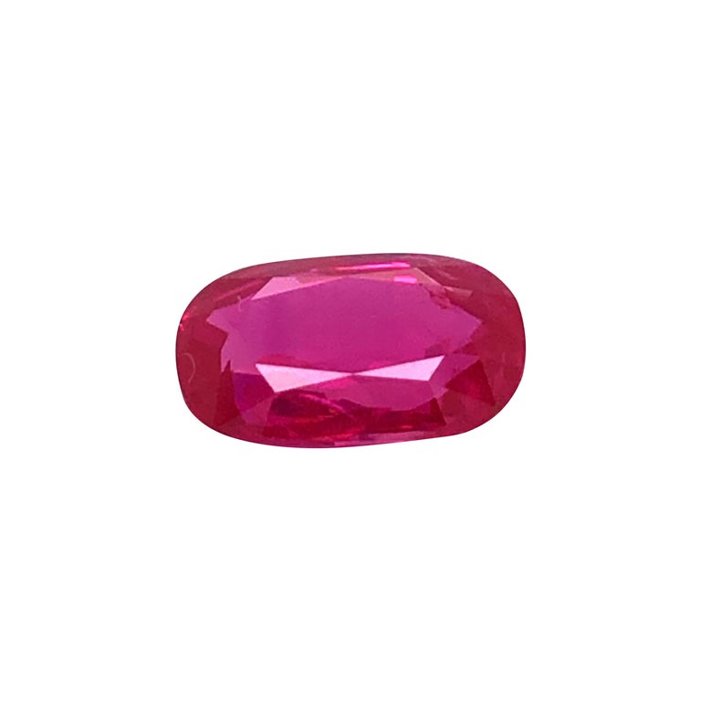Gübelin Certified Unheated Vietnamese Ruby of 4.24 Carat For Sale at ...