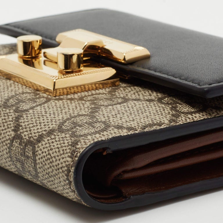 Gucci Beige/Black GG Supreme Canvas and Leather Padlock Wallet For Sale ...