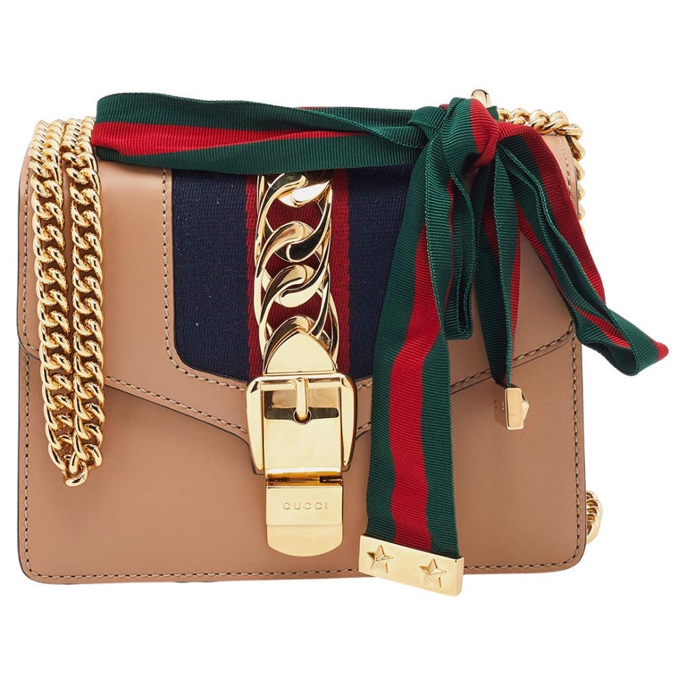 Gucci Beige Leather Sylvie Mini Web Chain Shoulder Bag For Sale at 1stDibs