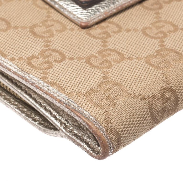 Gucci Beige/Metallic Gold GG Canvas Abbey D Ring Compact Wallet at 1stDibs