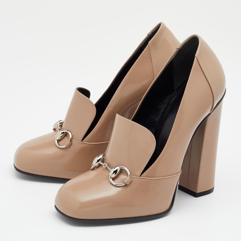Gucci Beige Patent Leather Horsebit Block Heel Pumps Size 38.5 For Sale ...