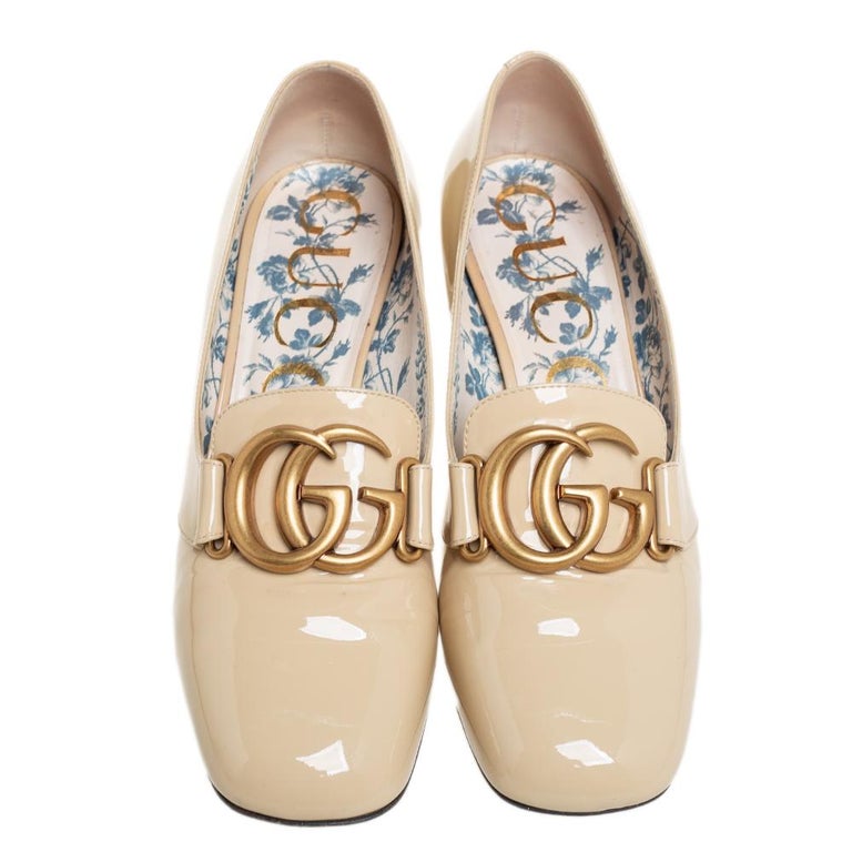 Gucci Beige Patent Leather Victoire GG Logo Block Heel Pumps Size 37 at ...