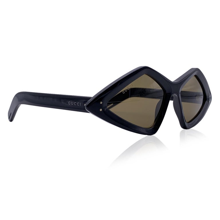 Gucci Black Acetate GG0496S 001 Sunglasses 59/18 145mm For Sale at 1stDibs