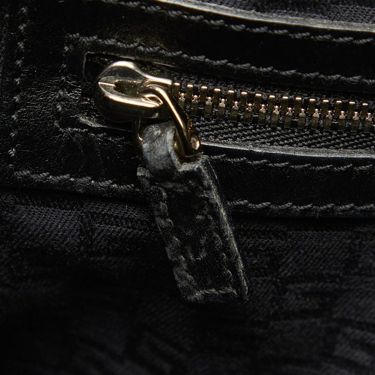Gucci Black Canvas Fabric Shoulder Bag at 1stDibs