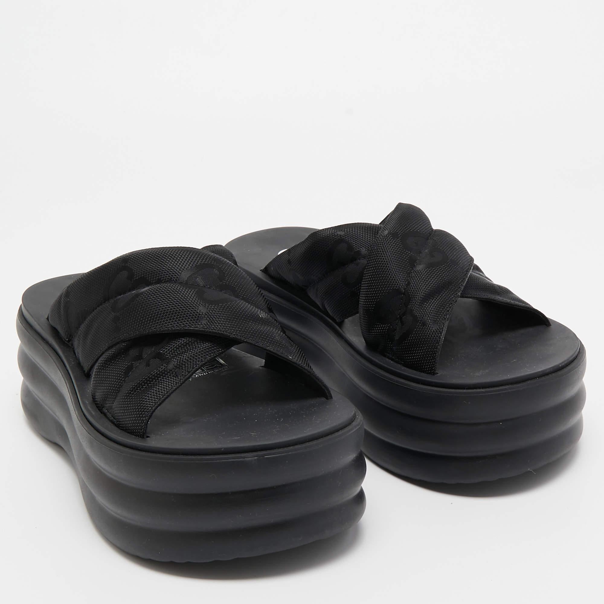 Gucci Black GG Canvas Platform Sandals Size 36 For Sale at 1stDibs