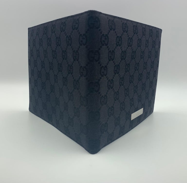 Gucci Black GG Supreme Leather, Canvas Monogram Bi-Fold Picture Frame ...