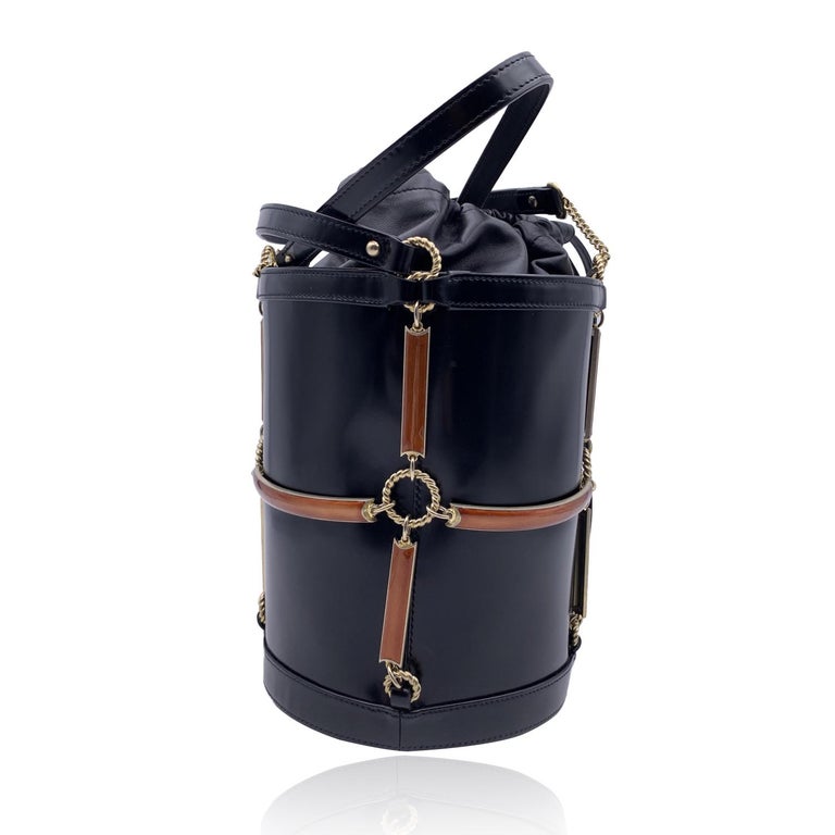 Gucci Black Leather Enamel Cage Round Bucket Bag Tote Handbag For Sale ...