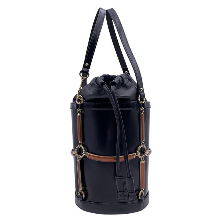 Gucci Black Leather Enamel Cage Round Bucket Bag Tote Handbag For Sale ...