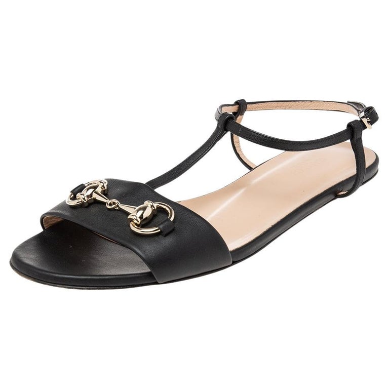 Gucci Black Leather Horsebit T-Strap Flat Sandals Size 37 at 1stDibs