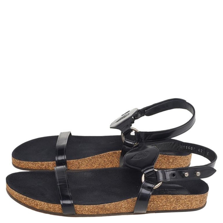 Gucci Black Leather Hysteria Flat Sandals Size 42 For Sale at 1stDibs