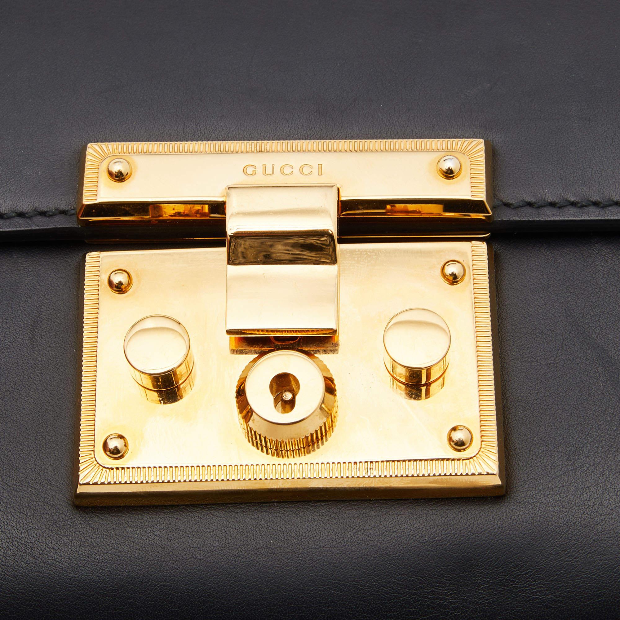 Gucci Black Leather Small Padlock Shoulder Bag For Sale at 1stDibs