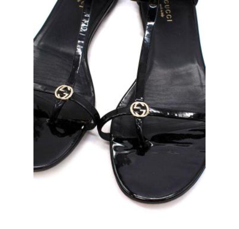 Gucci Black Patent Leather Gg Thong Sandals For Sale At 1stdibs