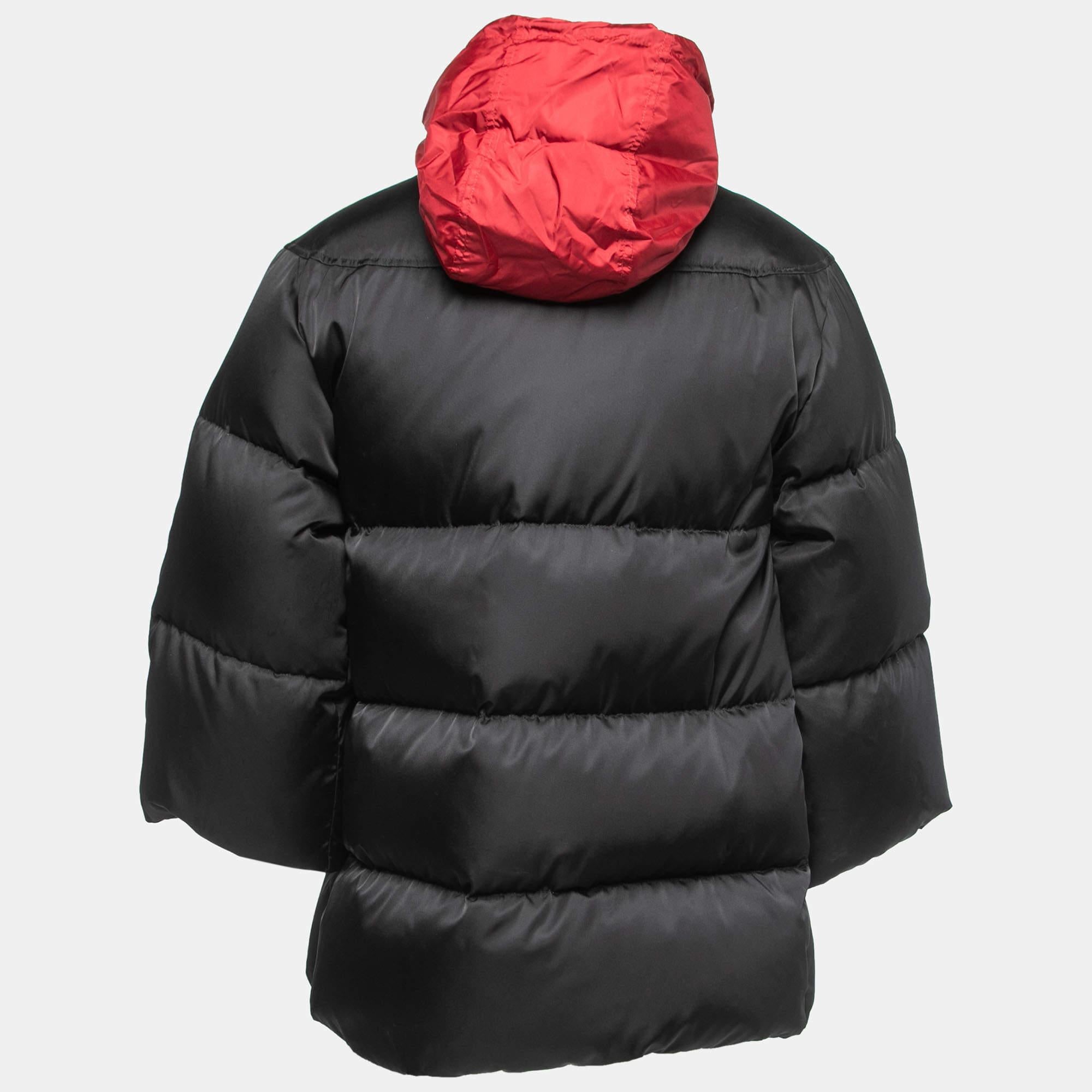 Gucci Black Synthetic Concealed Hooded Puffer Jacket at 1stDibs