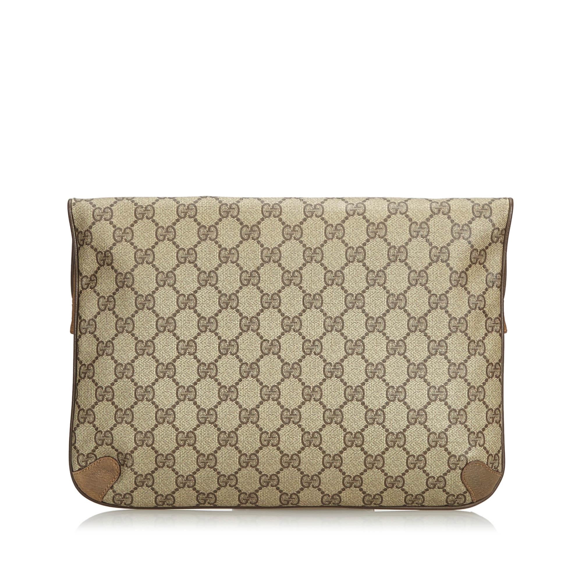 Gucci Brown Beige PVC Plastic GG Clutch Bag Italy For Sale at 1stDibs