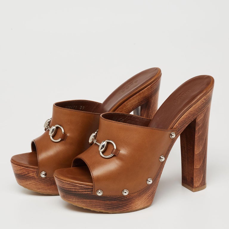 Gucci Brown Leather Horsebit Peep-Toe Wooden Clogs Size 39 For Sale at ...
