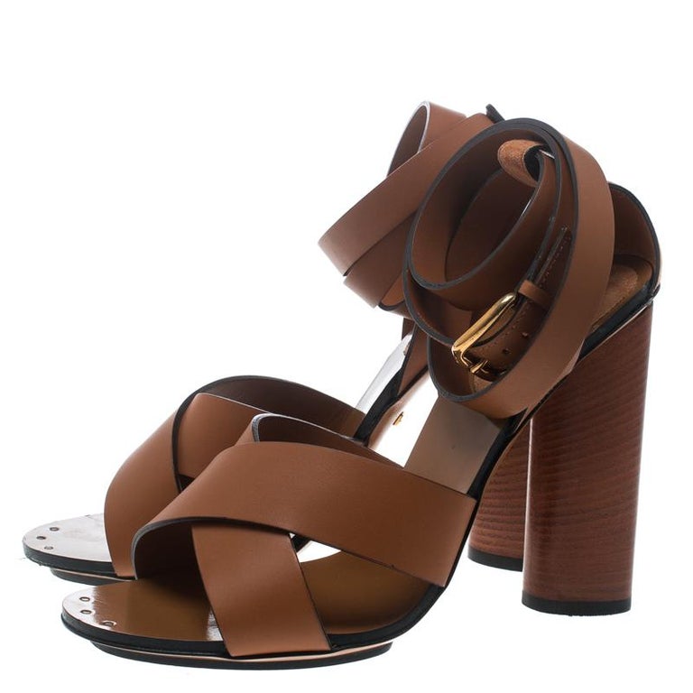 Gucci Brown Leather Strappy Sandals Size 37.5 For Sale at 1stDibs
