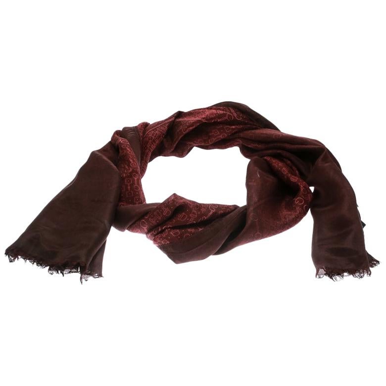 Vintage Gucci Scarves - 134 For Sale at 1stdibs