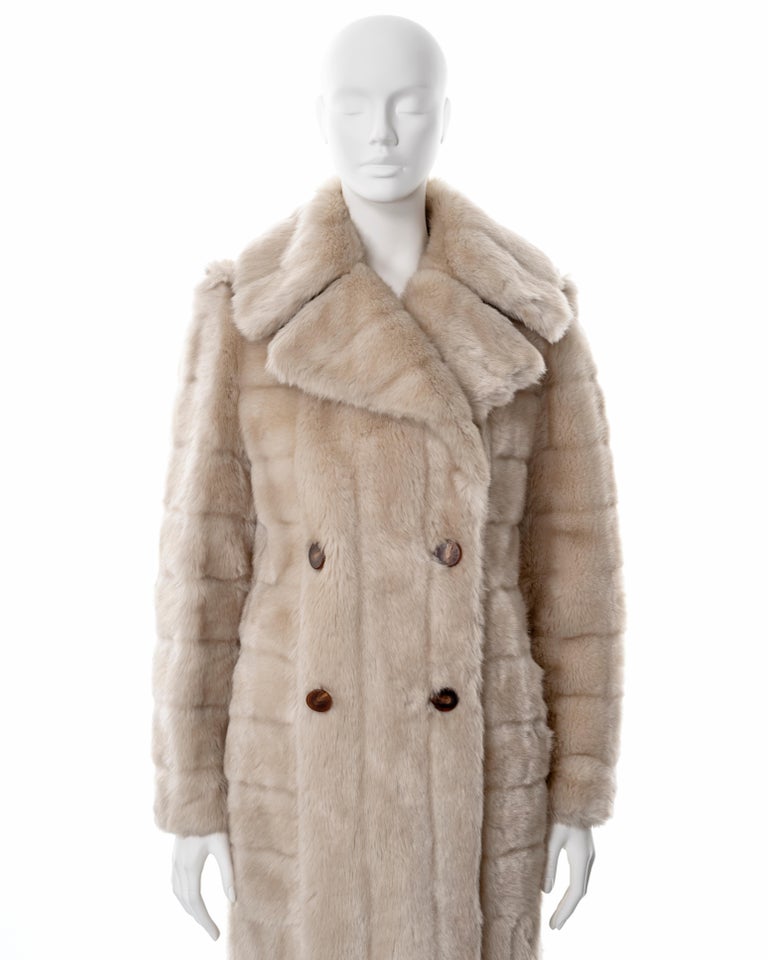 Gucci by Tom Ford cream faux fur double-breasted coat, fw 1996 at 1stDibs