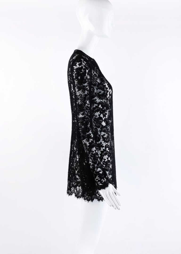 Gucci by Tom Ford S/S 1996 Black Lace Plunge GG Closure Micro Mini ...