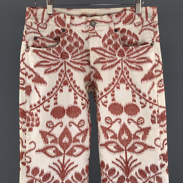 GUCCI by TOM FORD SS2000 Size 29 x 31 White Embroidery Cotton Bell ...