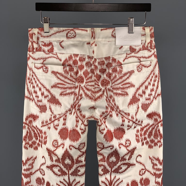 GUCCI by TOM FORD SS2000 Size 29 x 31 White Embroidery Cotton Bell ...