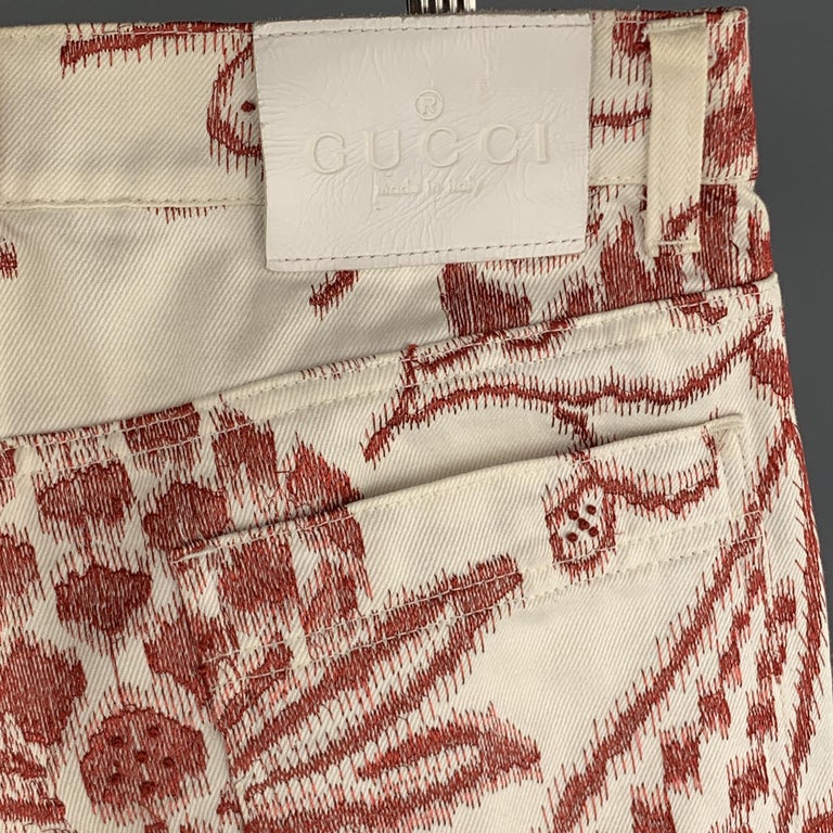 GUCCI by TOM FORD SS2000 Size 29 x 31 White Embroidery Cotton Bell ...