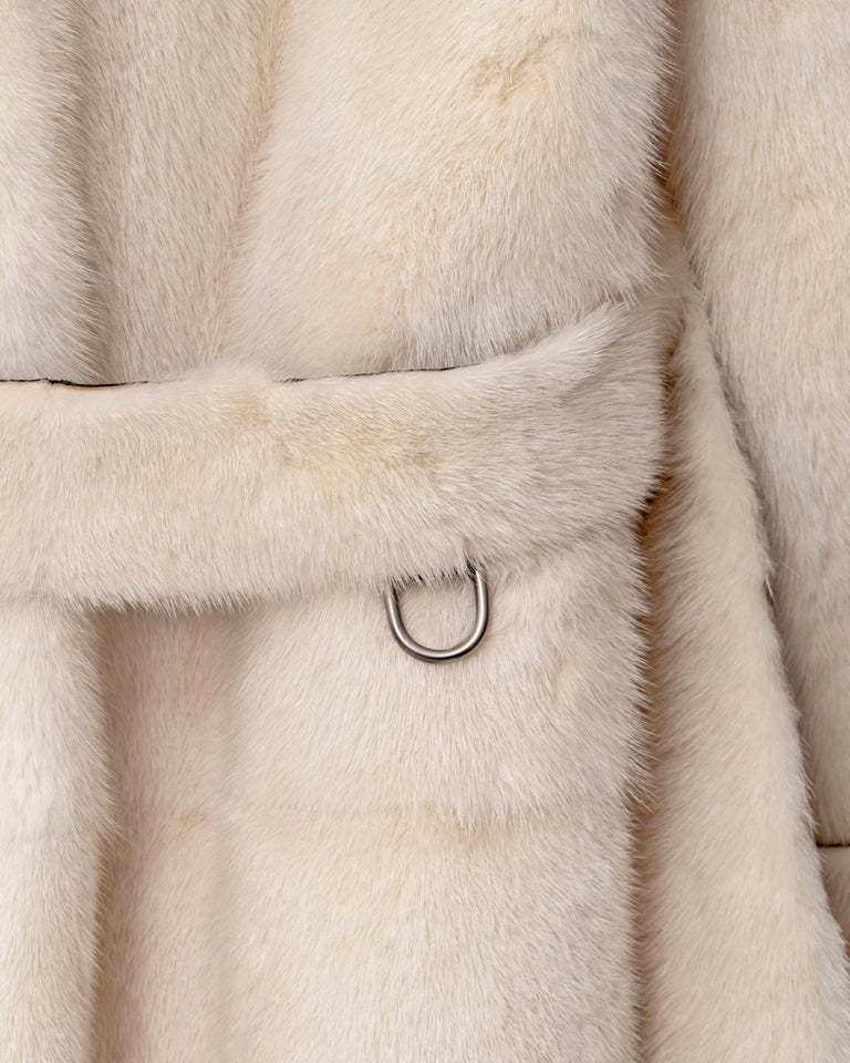Gucci by Tom Ford white mink fur trench coat, fw 1998 For Sale at 1stDibs