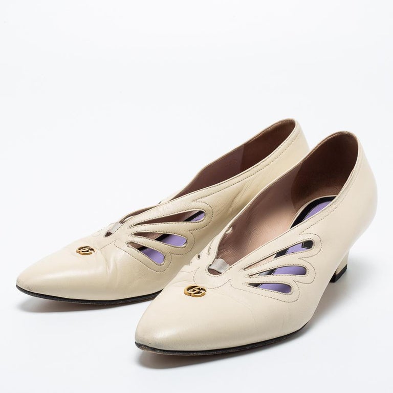 Gucci Cream Leather Cutout Detail GG Berith Pumps Size 39 For Sale at ...