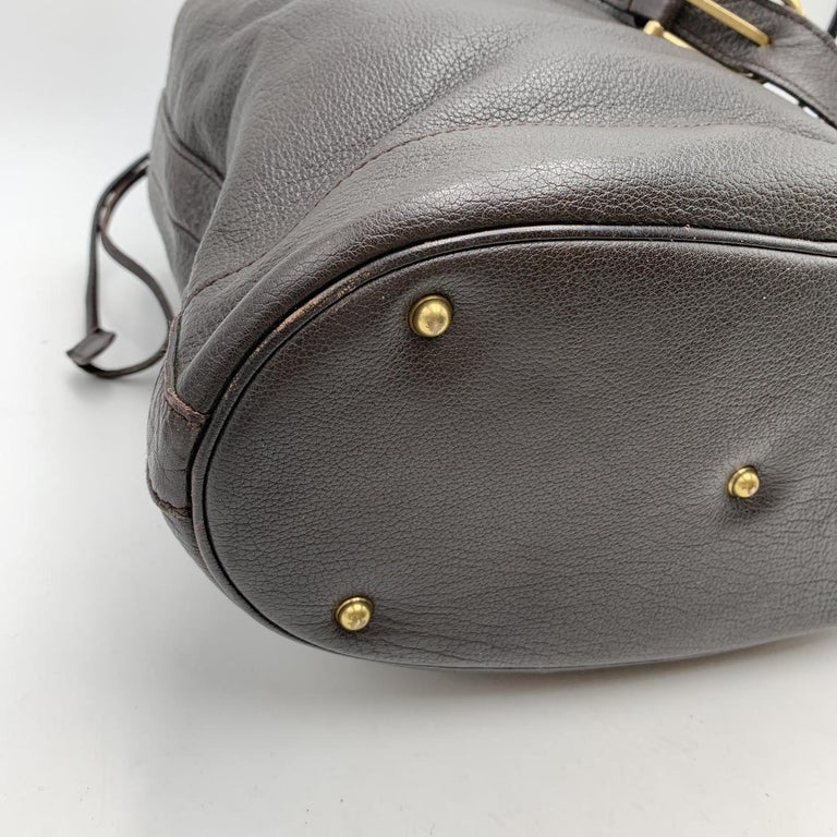 Gucci Dark Brown Leather Drawstring Bucket Shoulder Bag For Sale at 1stDibs
