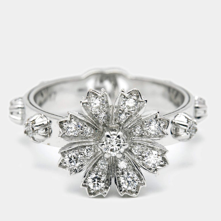Gucci Flora Diamonds 18k White Gold Ring Size 57 For Sale at 1stDibs