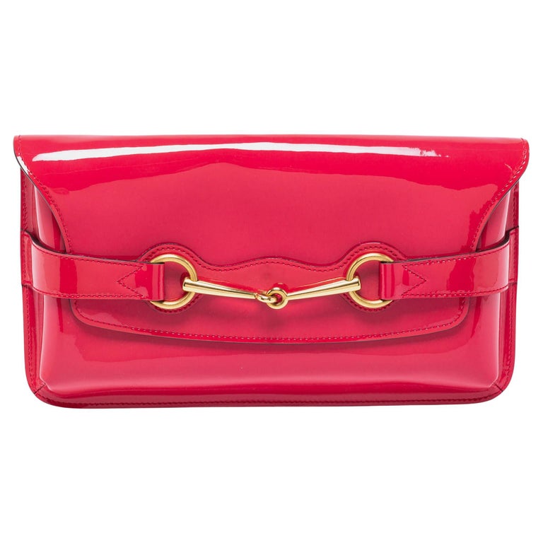 Gucci Fuchsia Patent Leather Horsebit Clutch For Sale at 1stDibs