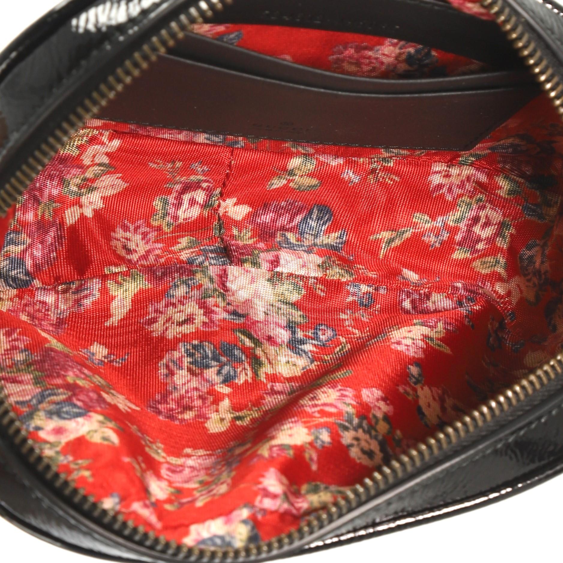 Gucci Game Patch Crossbody Bag Patent at 1stDibs