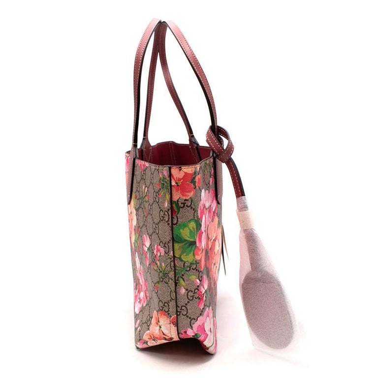 Gucci GG Blooms Canvas Reversible Tote Bag For Sale at 1stDibs