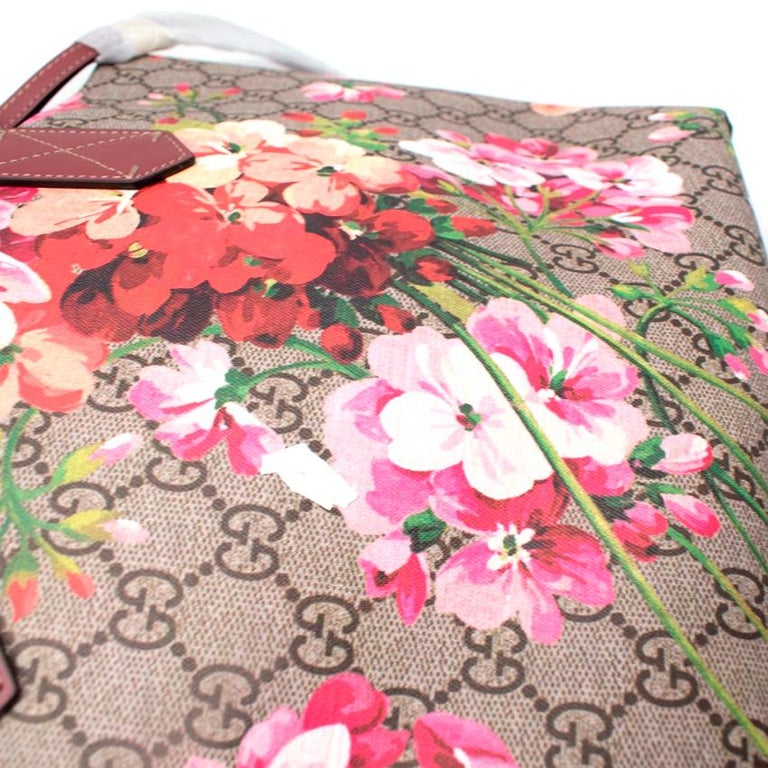 Gucci GG Blooms Canvas Reversible Tote Bag For Sale at 1stDibs