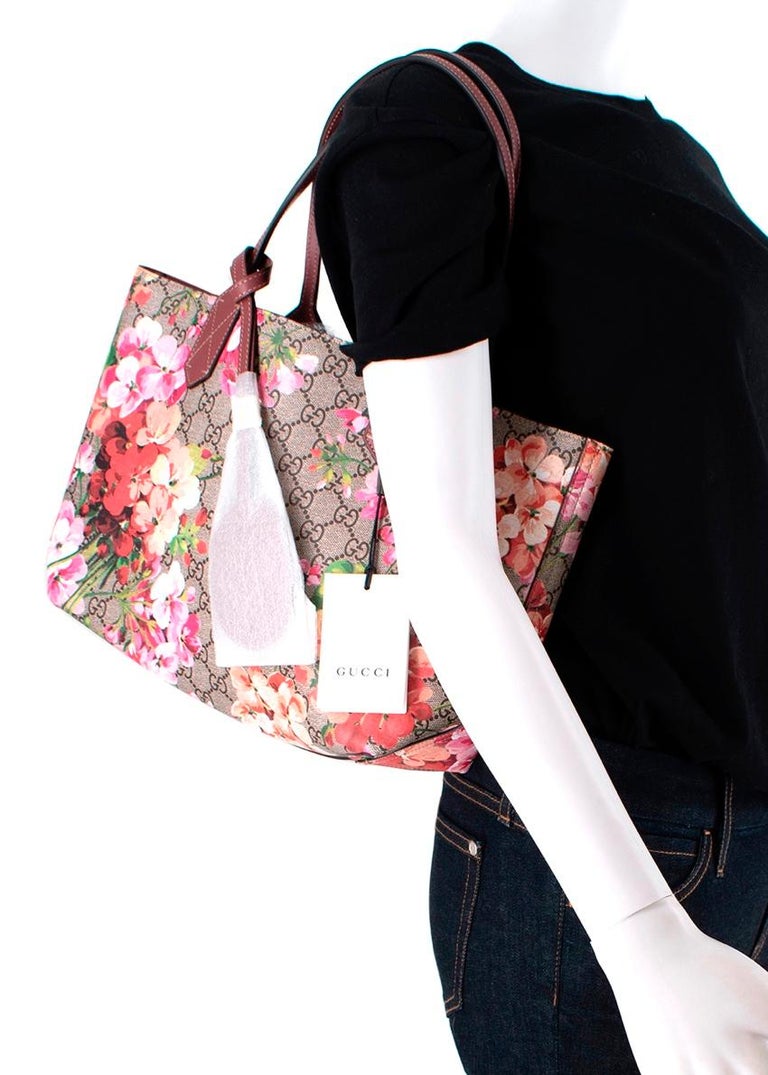 Gucci GG Blooms Canvas Reversible Tote Bag For Sale at 1stDibs