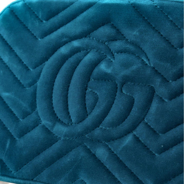Gucci GG Marmont Shoulder Bag Matelasse Velvet Small at 1stDibs