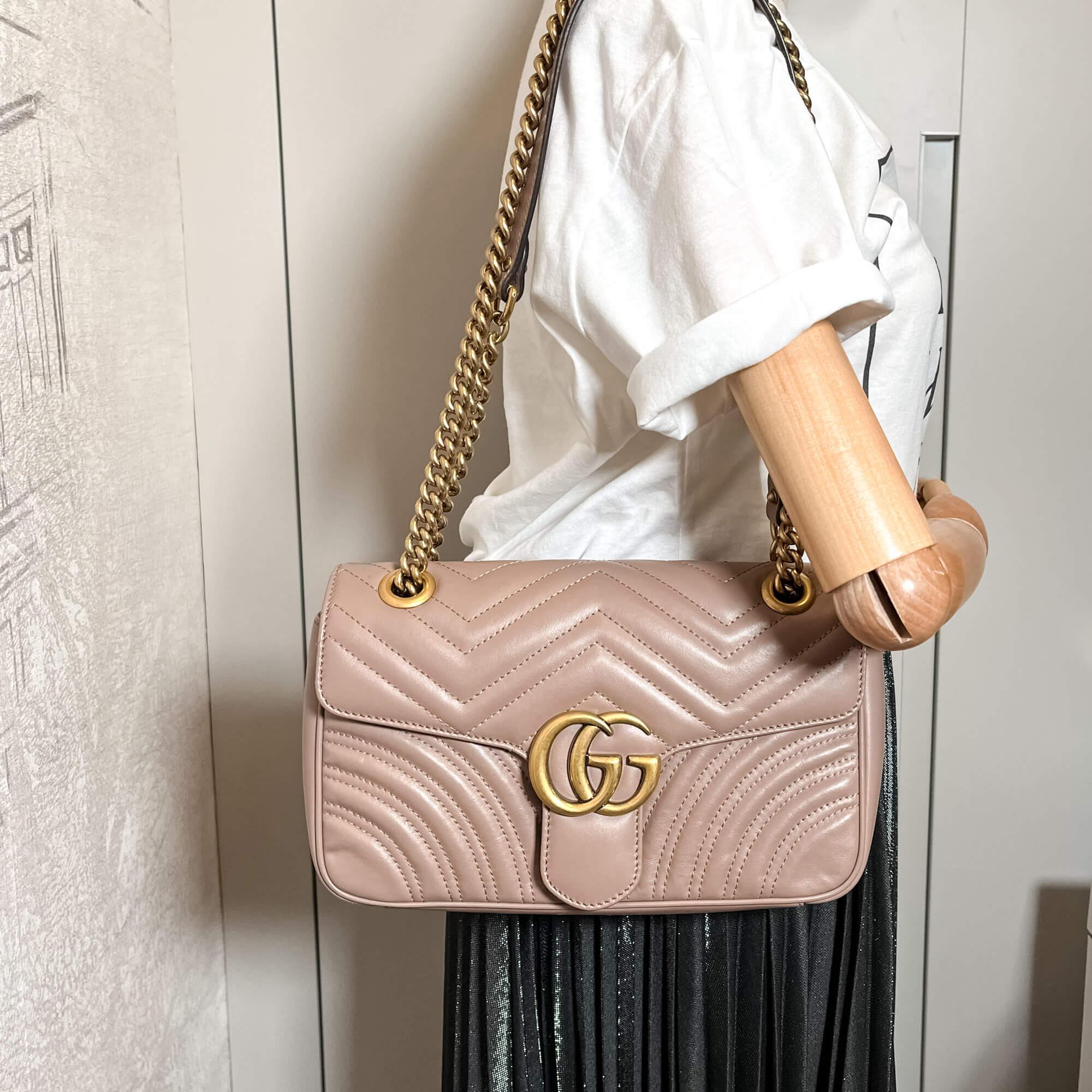 Gucci GG Marmont Small Chevron Leather Flap Bag Beige For Sale at 1stDibs
