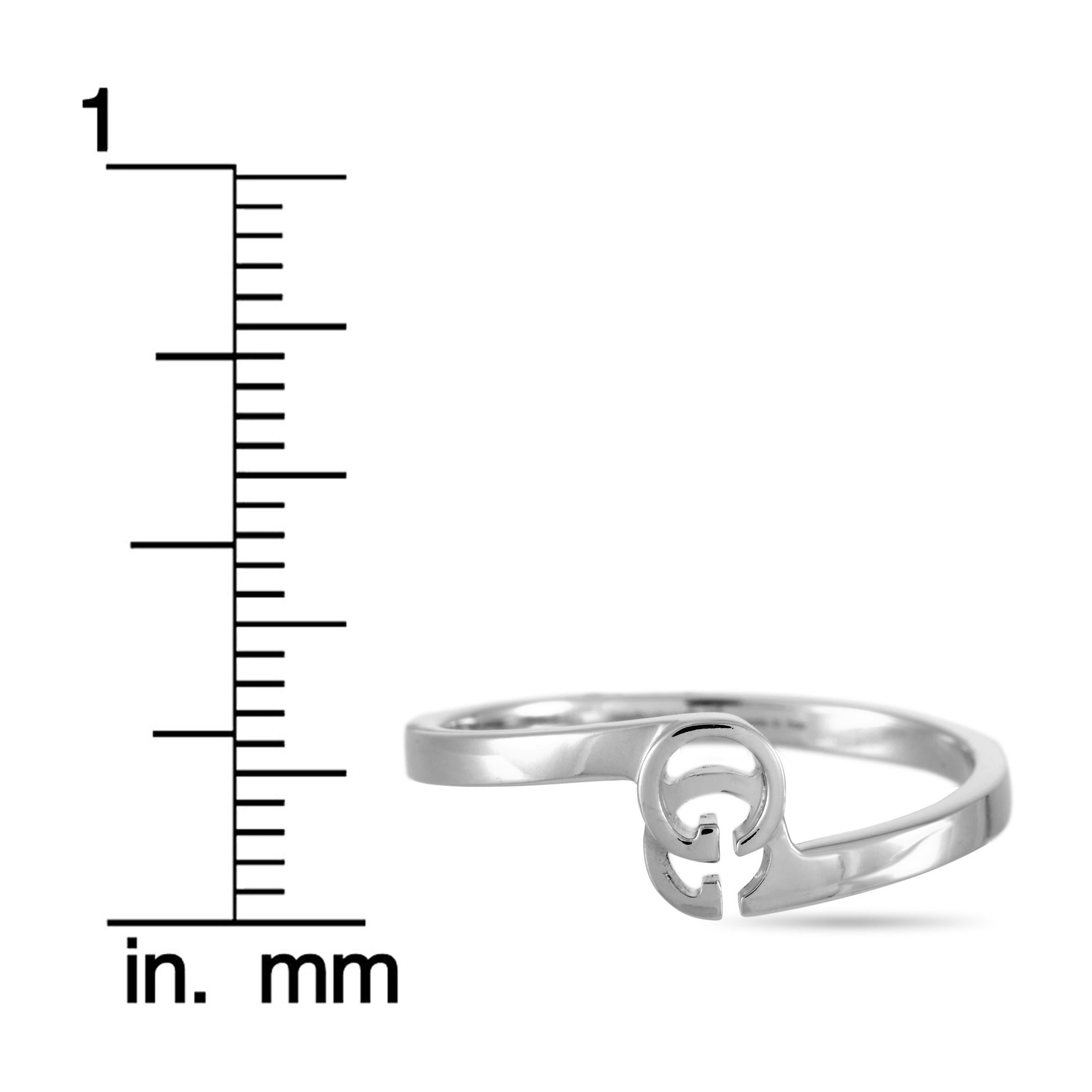 Gucci GG Running 18 Karat White Gold Ring at 1stDibs | gg running ring ...