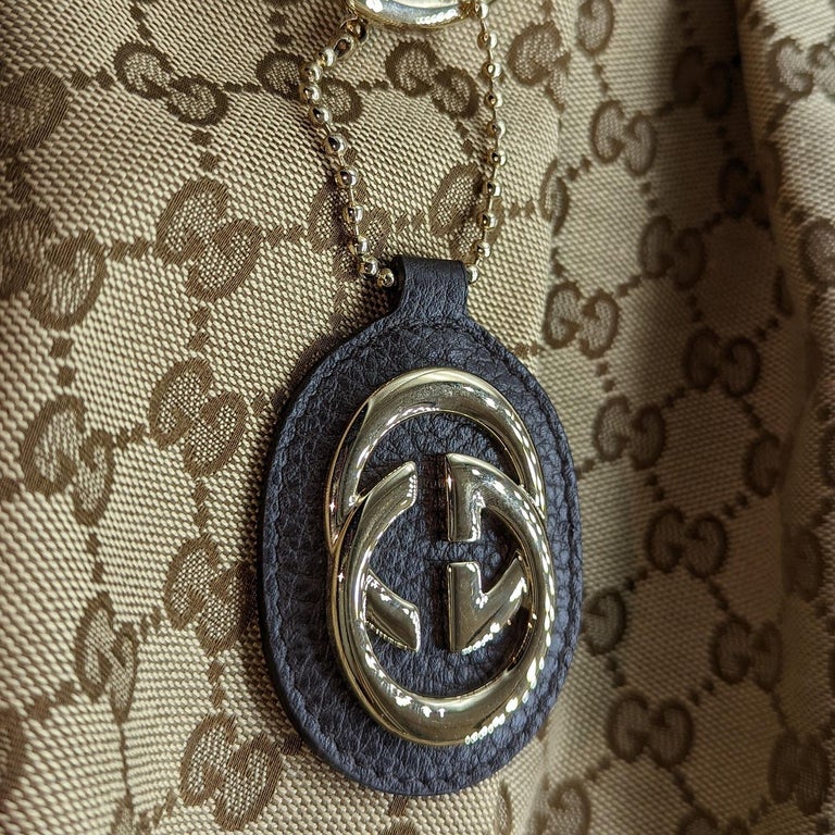 Gucci GG Supreme Sukey Large Hobo For Sale at 1stDibs