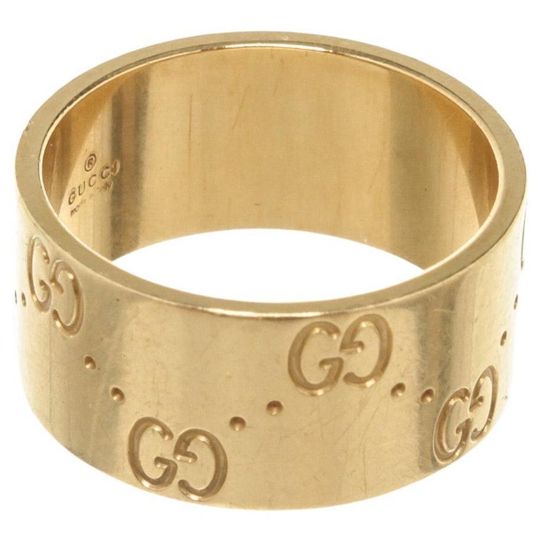 Gucci Gold Icon Wide Ring For Sale at 1stDibs