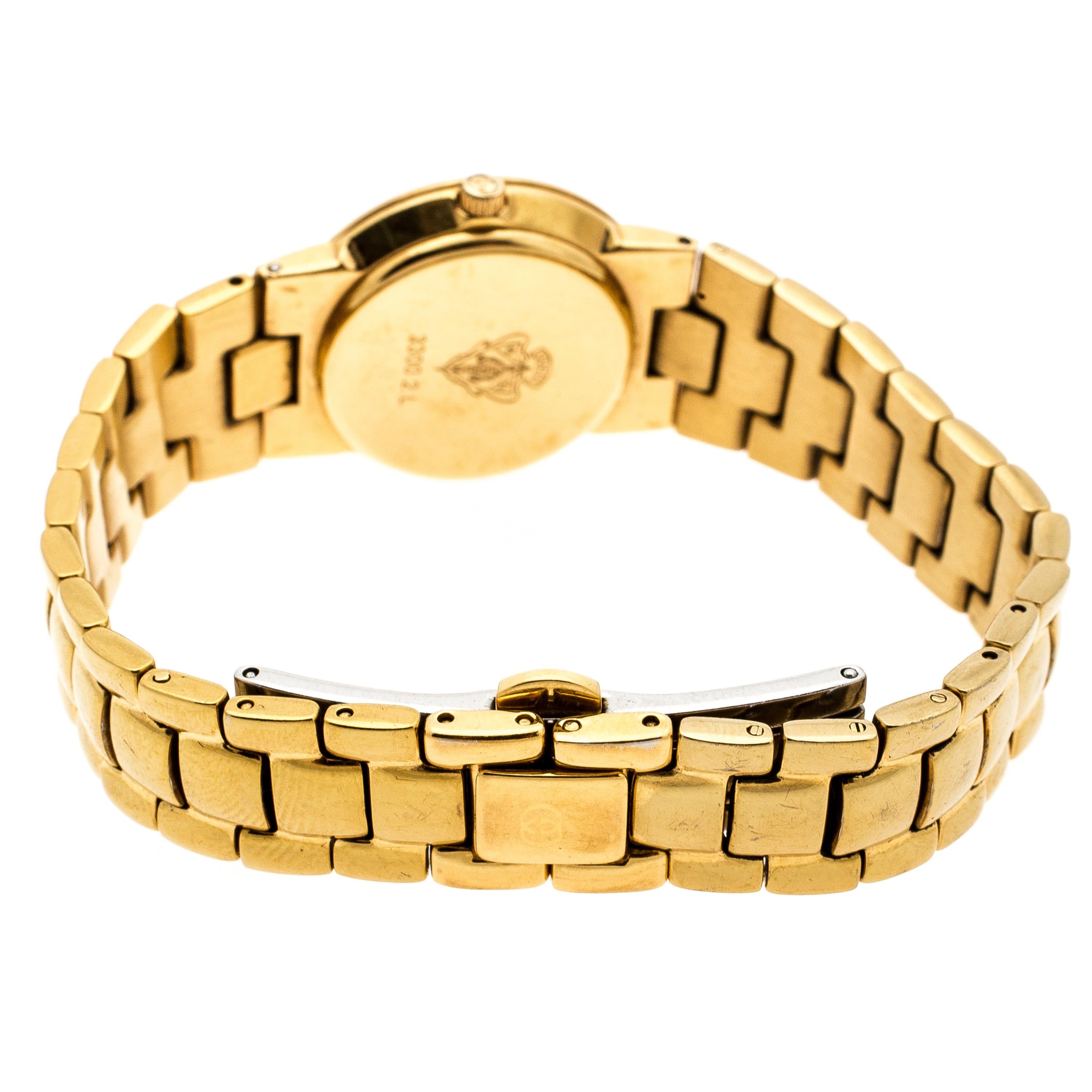 Gucci Golden Gold Plated 3300.2.L Women's Wristwatch 25MM For Sale at ...