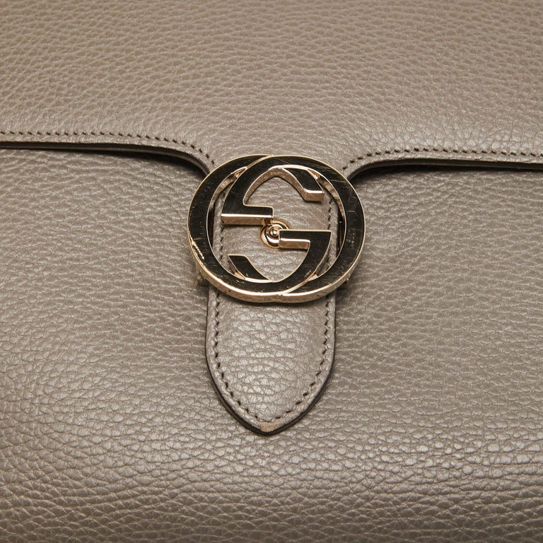 Gucci Grey Leather Medium Interlocking G Top Handle Bag For Sale at 1stDibs