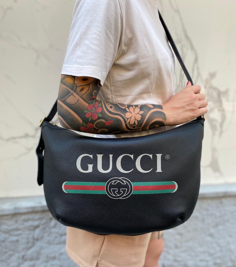Gucci Hobo Black Shoulder Bag For Sale at 1stDibs