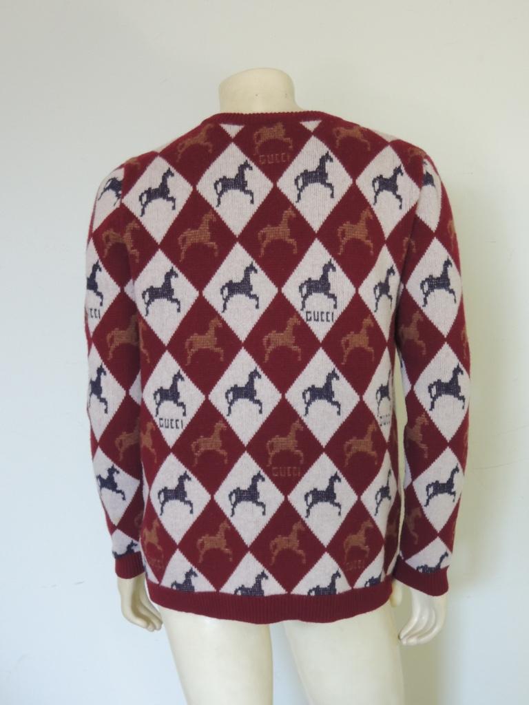 Gucci Horse Tile Wool V-Neck Logo Sweater For Sale at 1stDibs | gucci ...