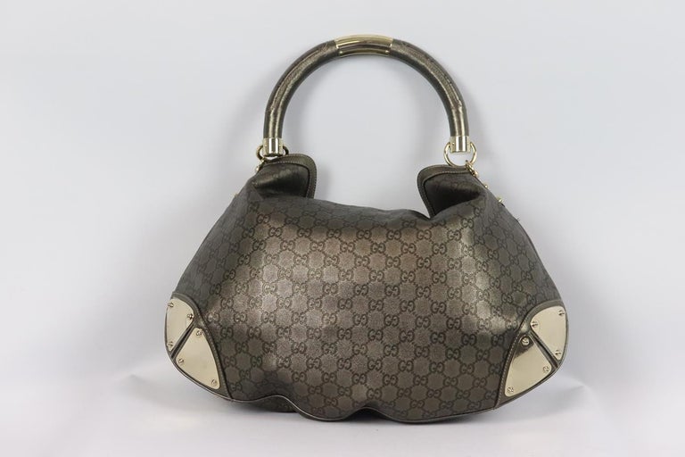Gucci Indy Large Gg Leather Shoulder Bag For Sale at 1stDibs