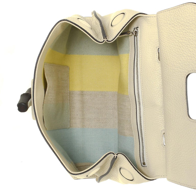 Gucci Ivory Small Bamboo Daily bag For Sale at 1stDibs