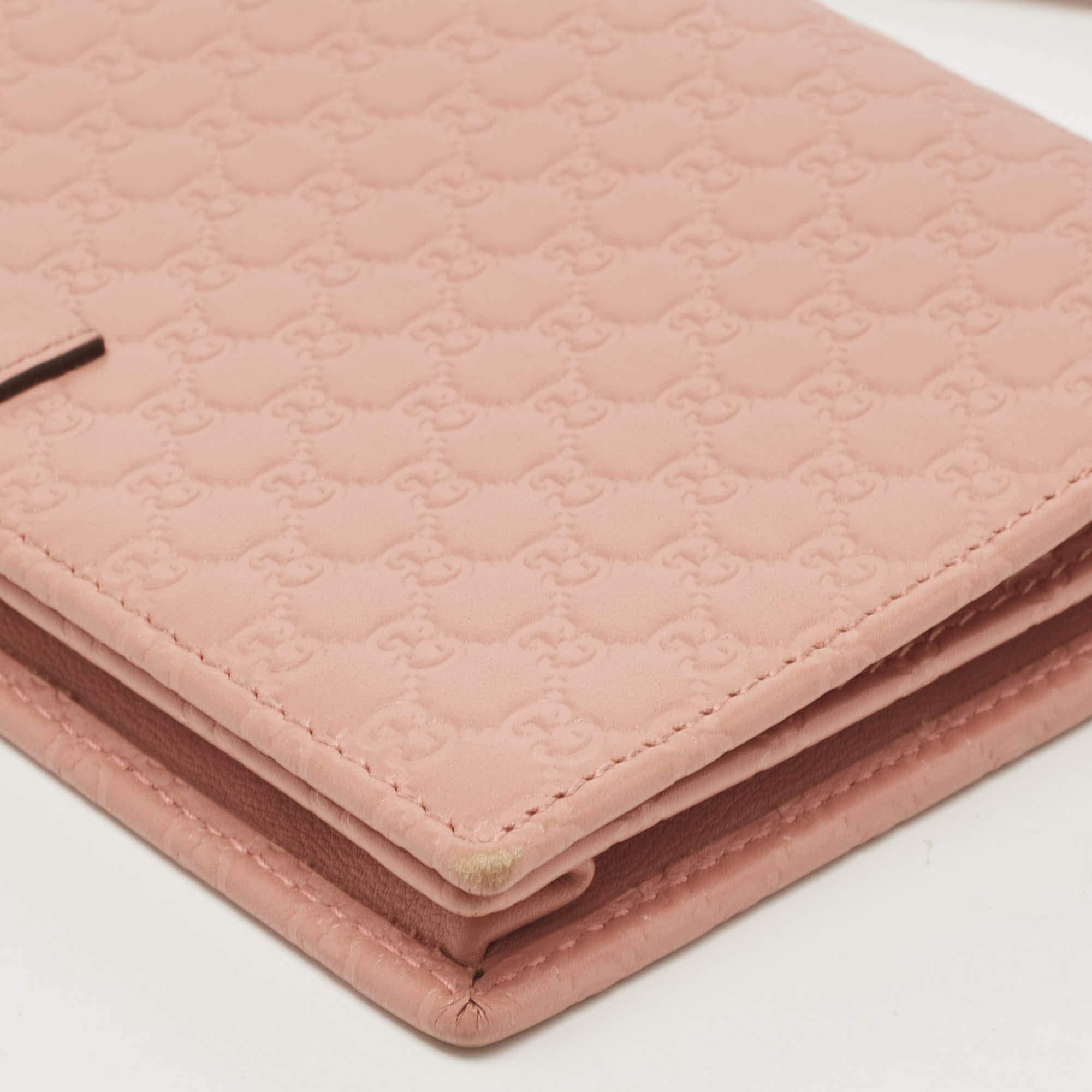 Gucci Light Pink Microguccissima Leather Flap Crossbody Bag For Sale at ...