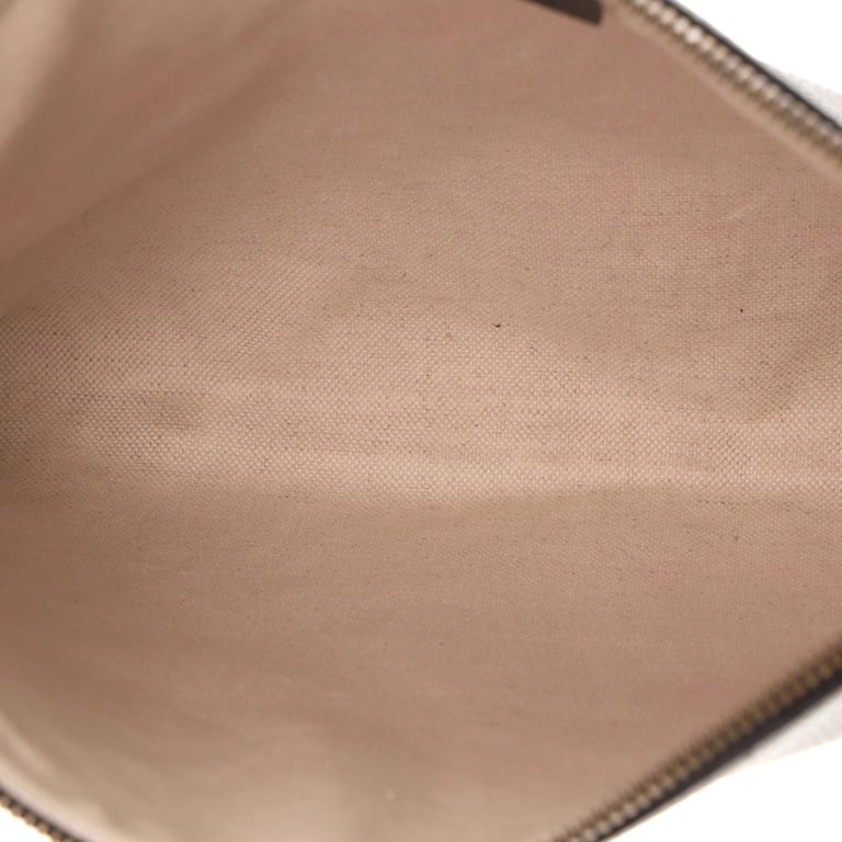 Gucci Logo Wristlet Clutch Printed Leather For Sale at 1stDibs